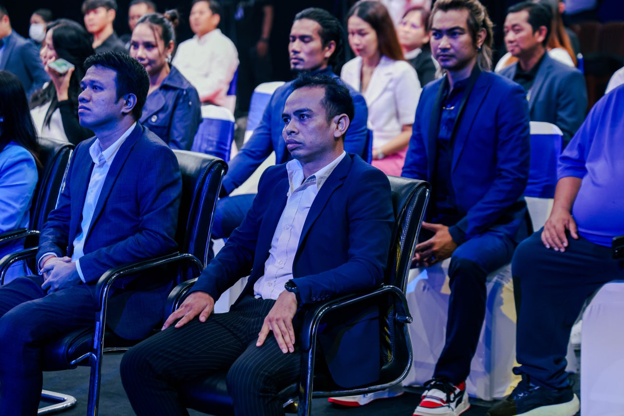 ស្ថានីយទូរទស្សន៍ CTN នៃក្រុមហ៊ុន CBS កំពុងផលិតនូវកម្មវិធីដ៏អស្ចារ្យមួយ ...