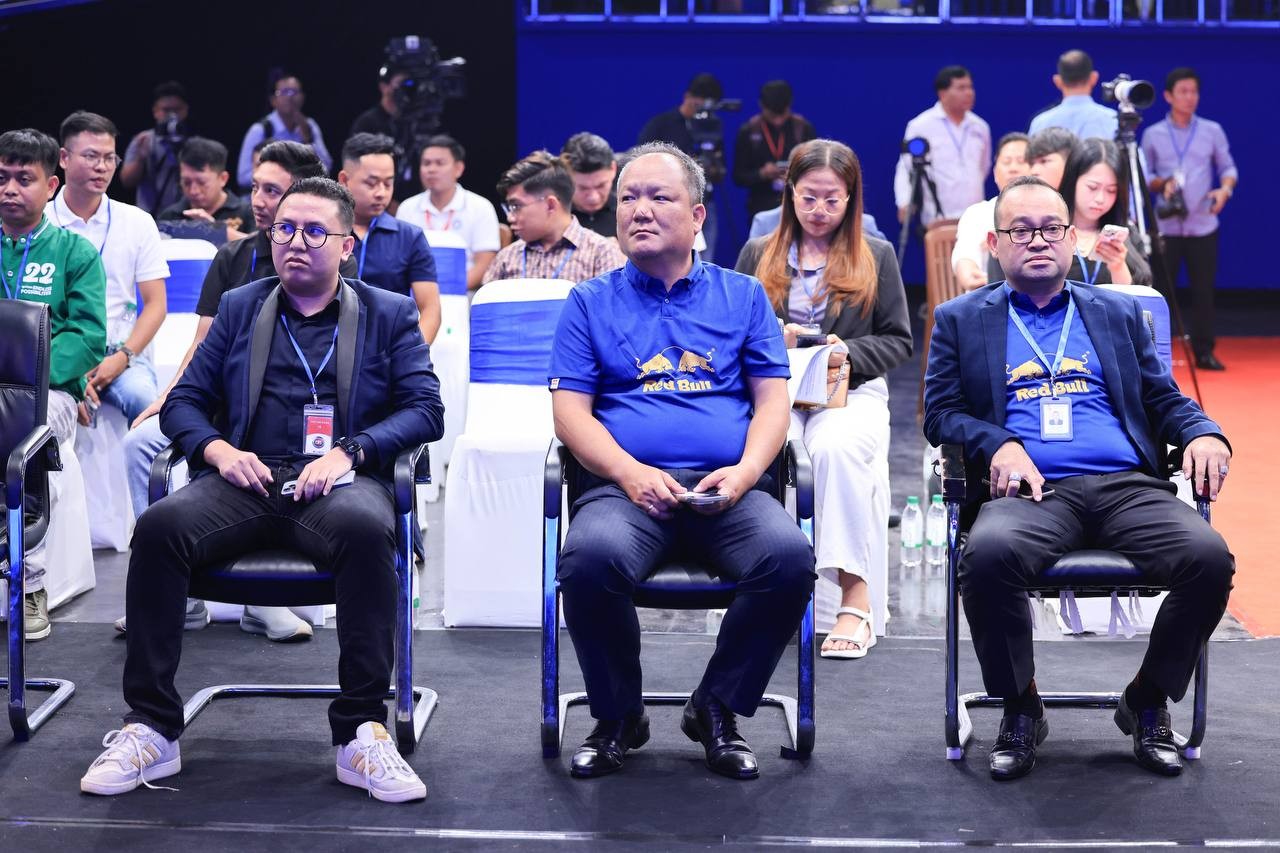 ស្ថានីយទូរទស្សន៍ CTN នៃក្រុមហ៊ុន CBS កំពុងផលិតនូវកម្មវិធីដ៏អស្ចារ្យមួយ ...